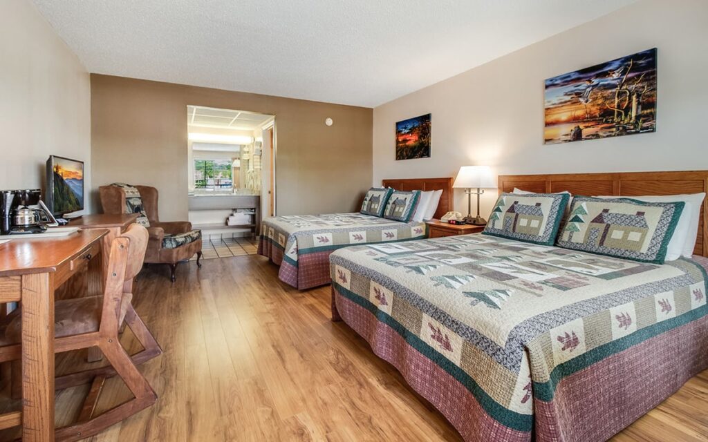 Mountain Breeze Motel - Pigeon Forge, TN Lodging