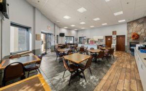 Stay at Valley Forge Inn in Pigeon Forge, Tennessee