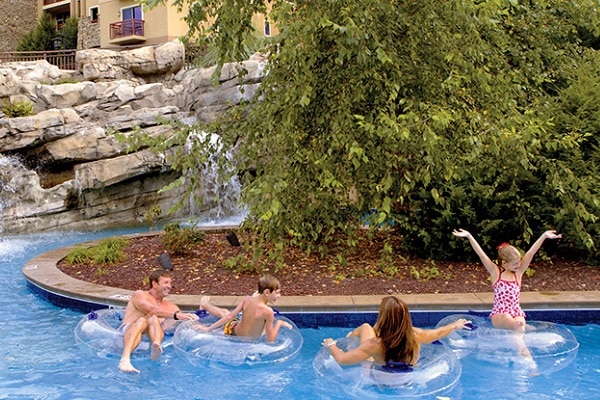 Pigeon Forge Hotels with Pools, Water Parks & Lazy Rivers