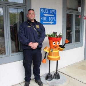 Pigeon Forge Photo Adventure | Take Photos with Your Favorite Planter ...