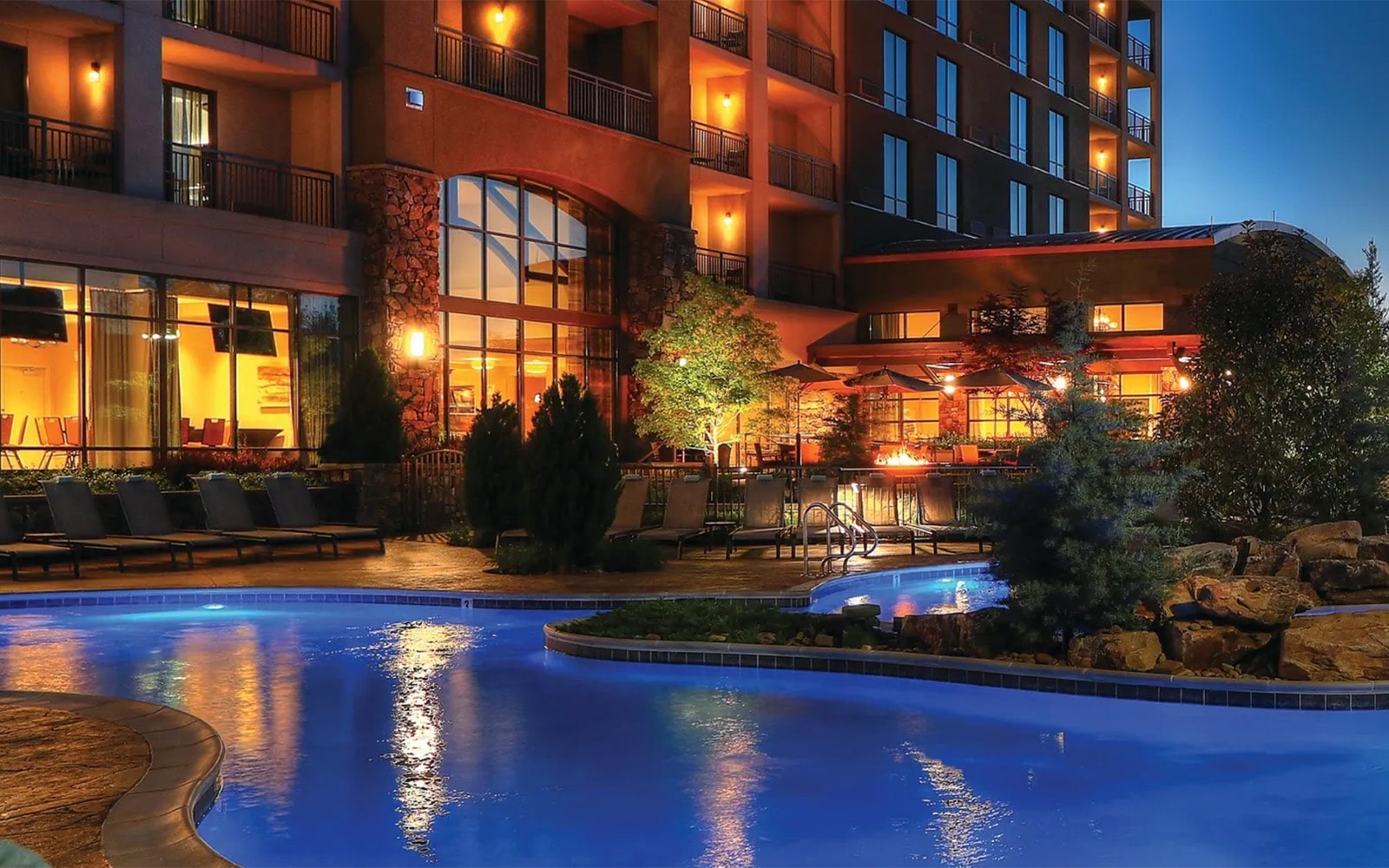 Pigeon Forge Hotels – Great Rates on Hotels & Motels in Pigeon Forge