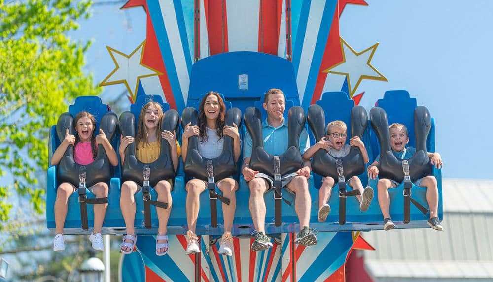 Top Dollywood Rides for Visitors All Ages | My Pigeon Forge