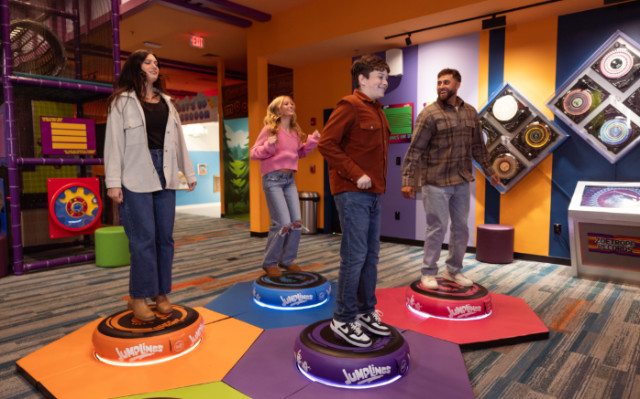 Ripley's Illusion Lab | My Pigeon Forge